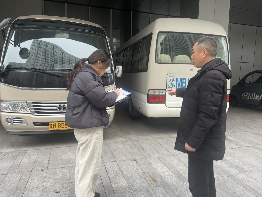 镜头│他们走村居、看项目、查公车……